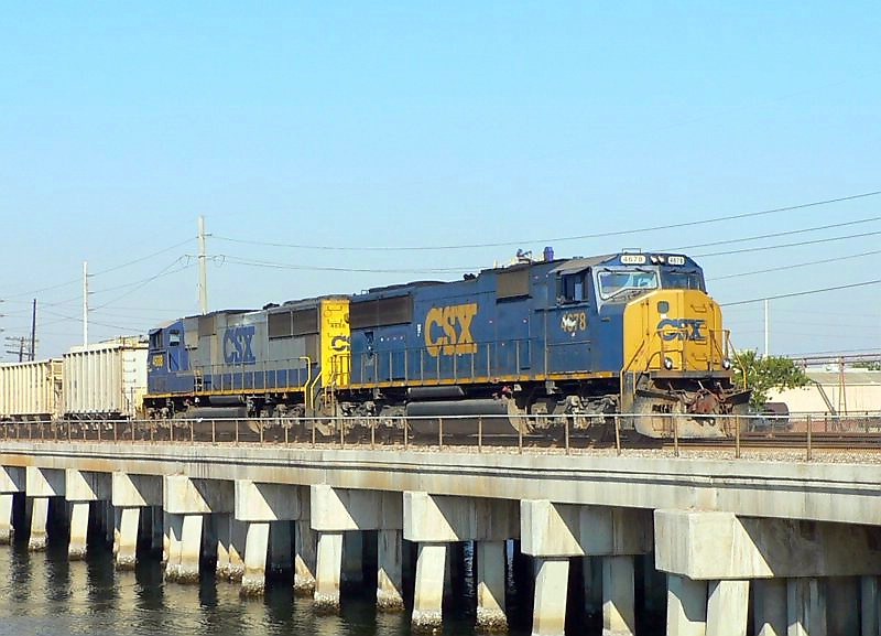 CSX 4678